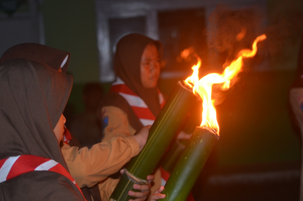 Malam Pucak Penyalaan Api Unggun