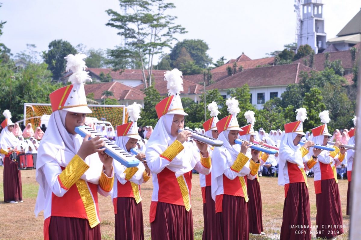 Upacara Pembukaan Darunnajah Open Ke-10 di Pesantren Darunnajah 2 Cipining