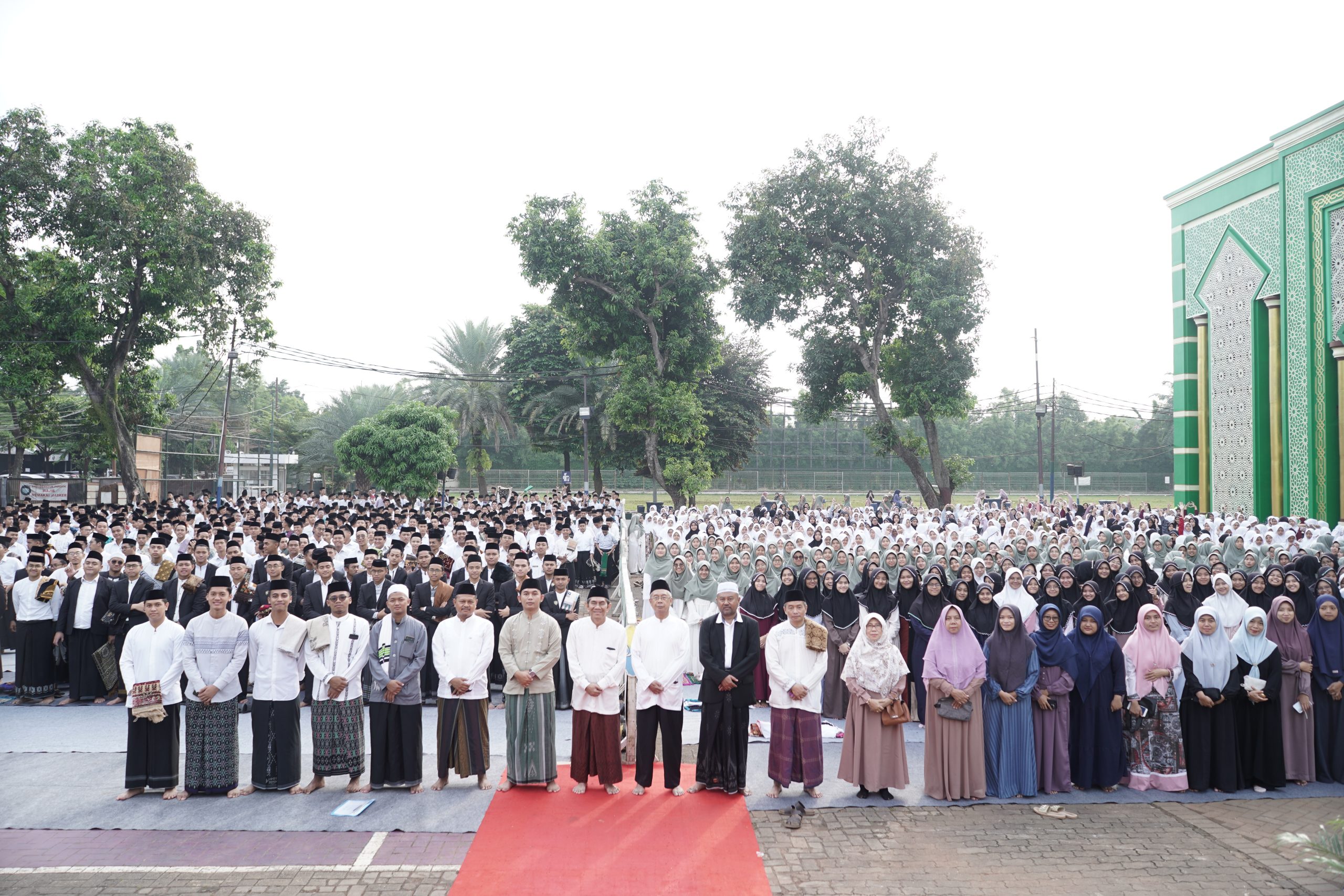 Memperingati Isra' Mi'raj di Pondok Pesantren Darunnajah